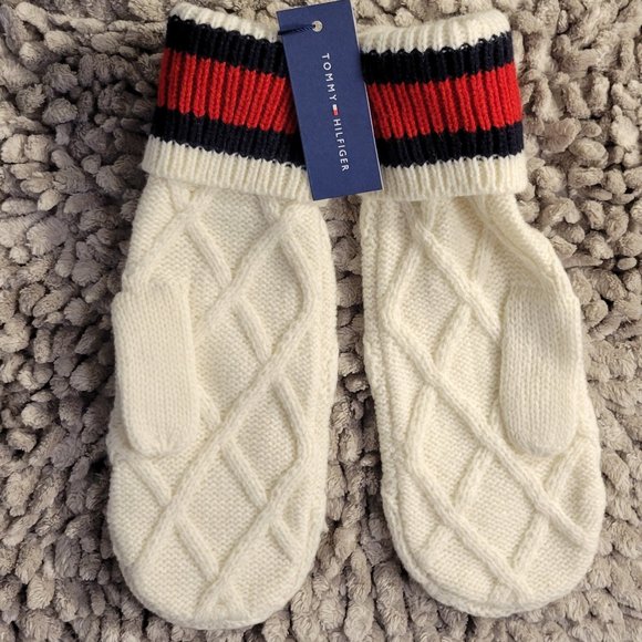 Tommy Hilfiger | Accessories | Nwt Tommy Hilfiigger Womens Knit ...
